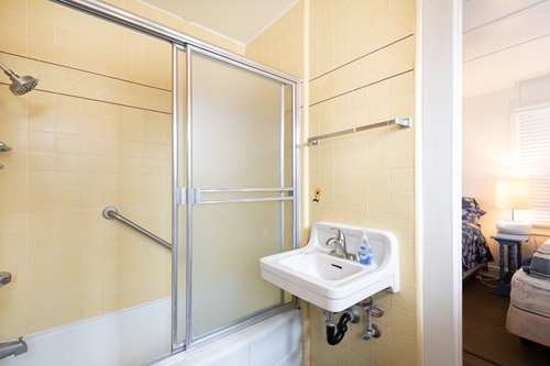 540 S. Bayfront - Balboa Island