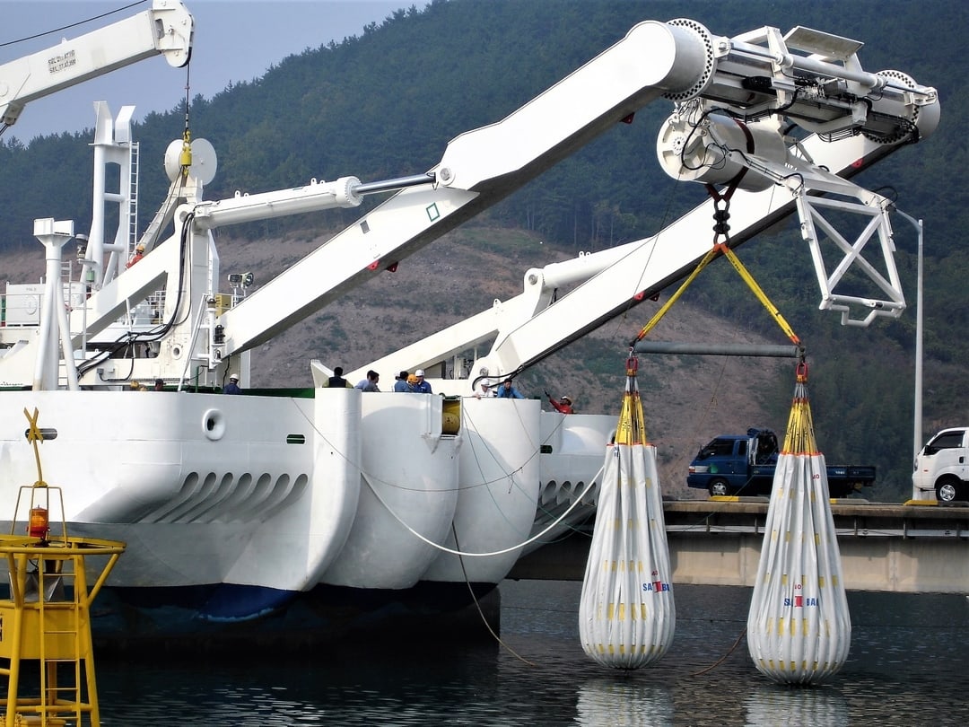 Launch & Recovery LARS by AXTech AS