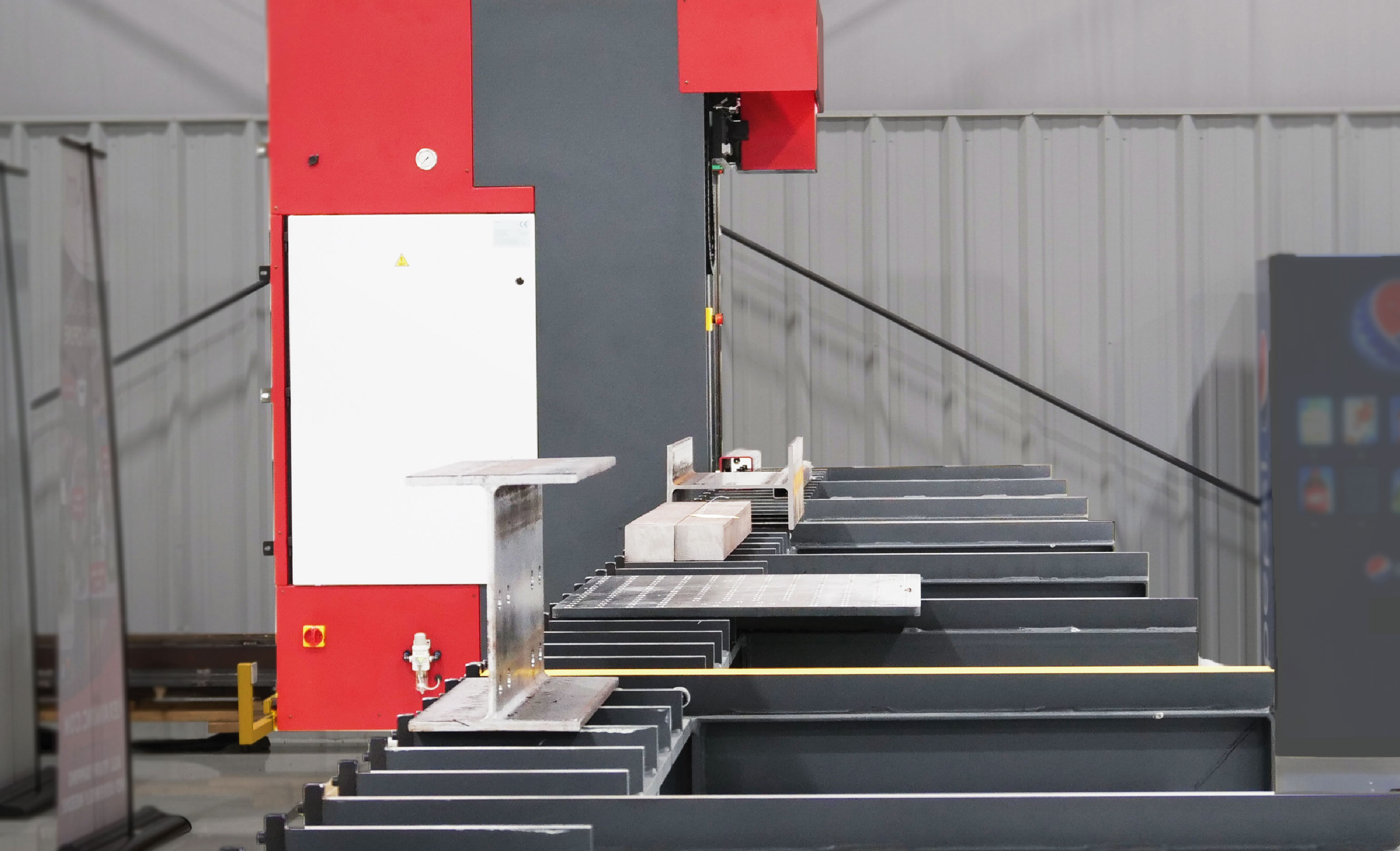 SETEC Online: FlexBEAM, Mecanizado Estructural - - SETEC