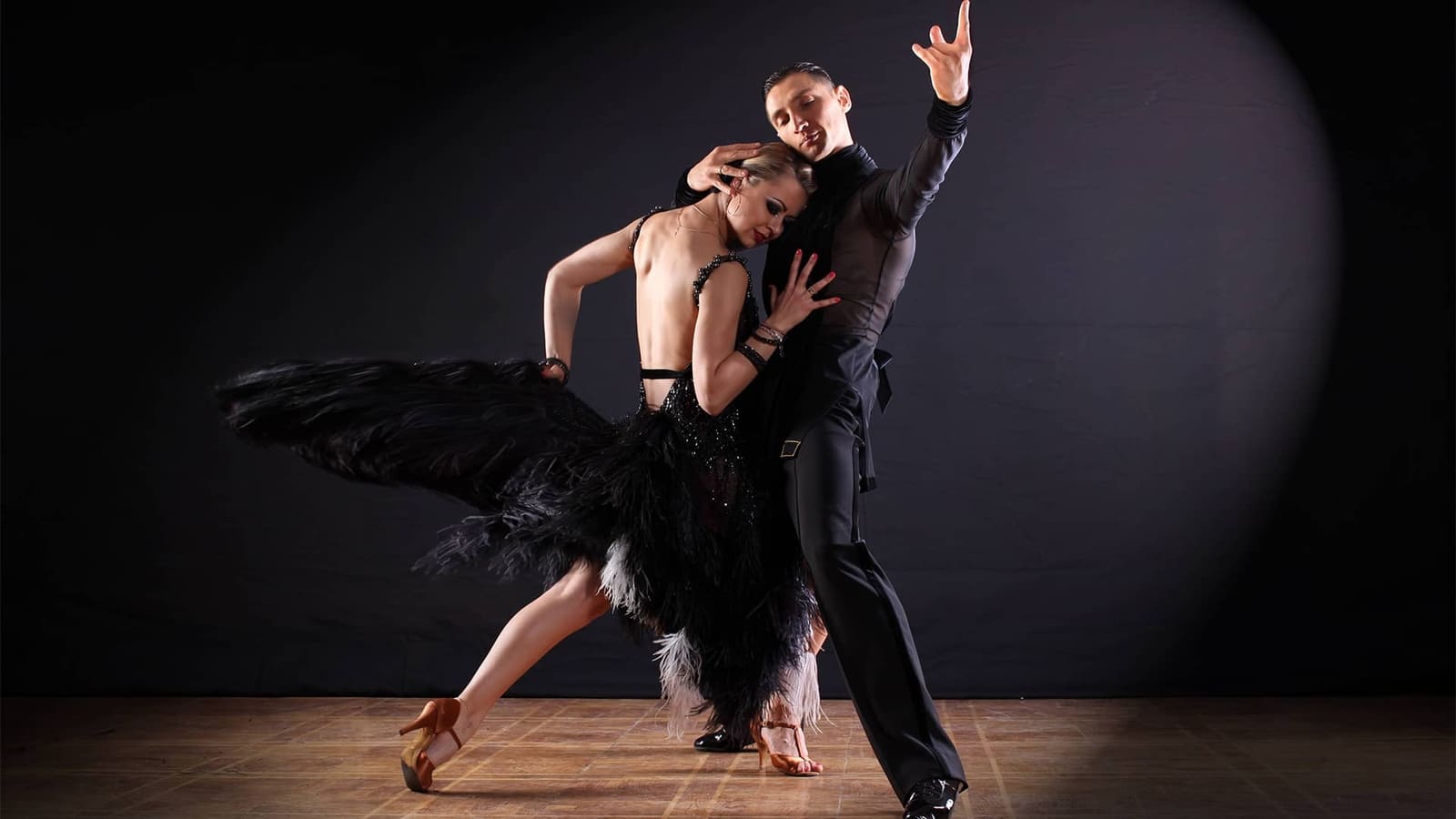 Latin Dance Classes Dubai | Latin Dance in Dubai