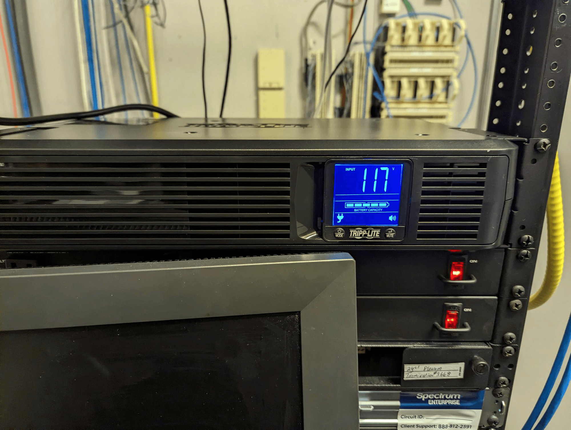 Server/Networking Rack Battery Backup - Dayton