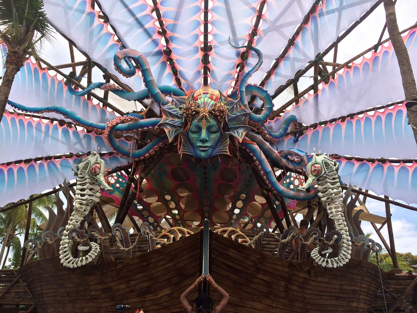 Artescape | Universo Paralello Festival