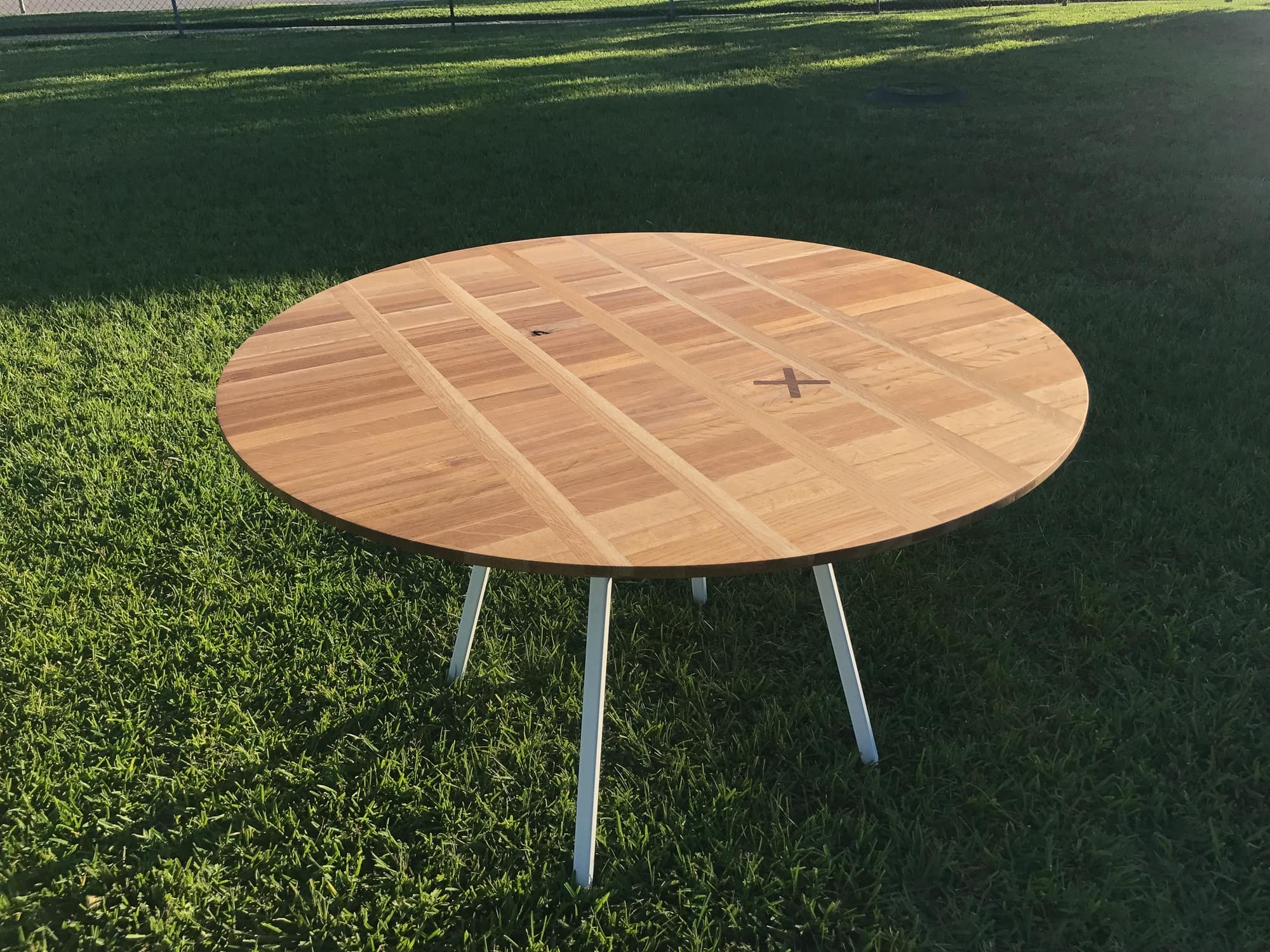 rootlab: XO Table