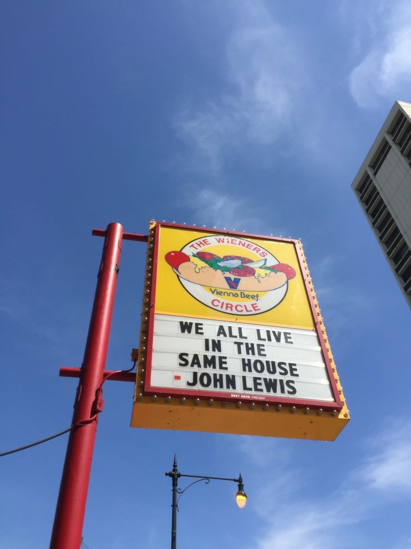 The Wieners Circle - High Quality Chicago Street Food