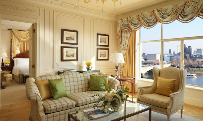 Living the luxury London life at The Savoy Hotel | Apex Travel