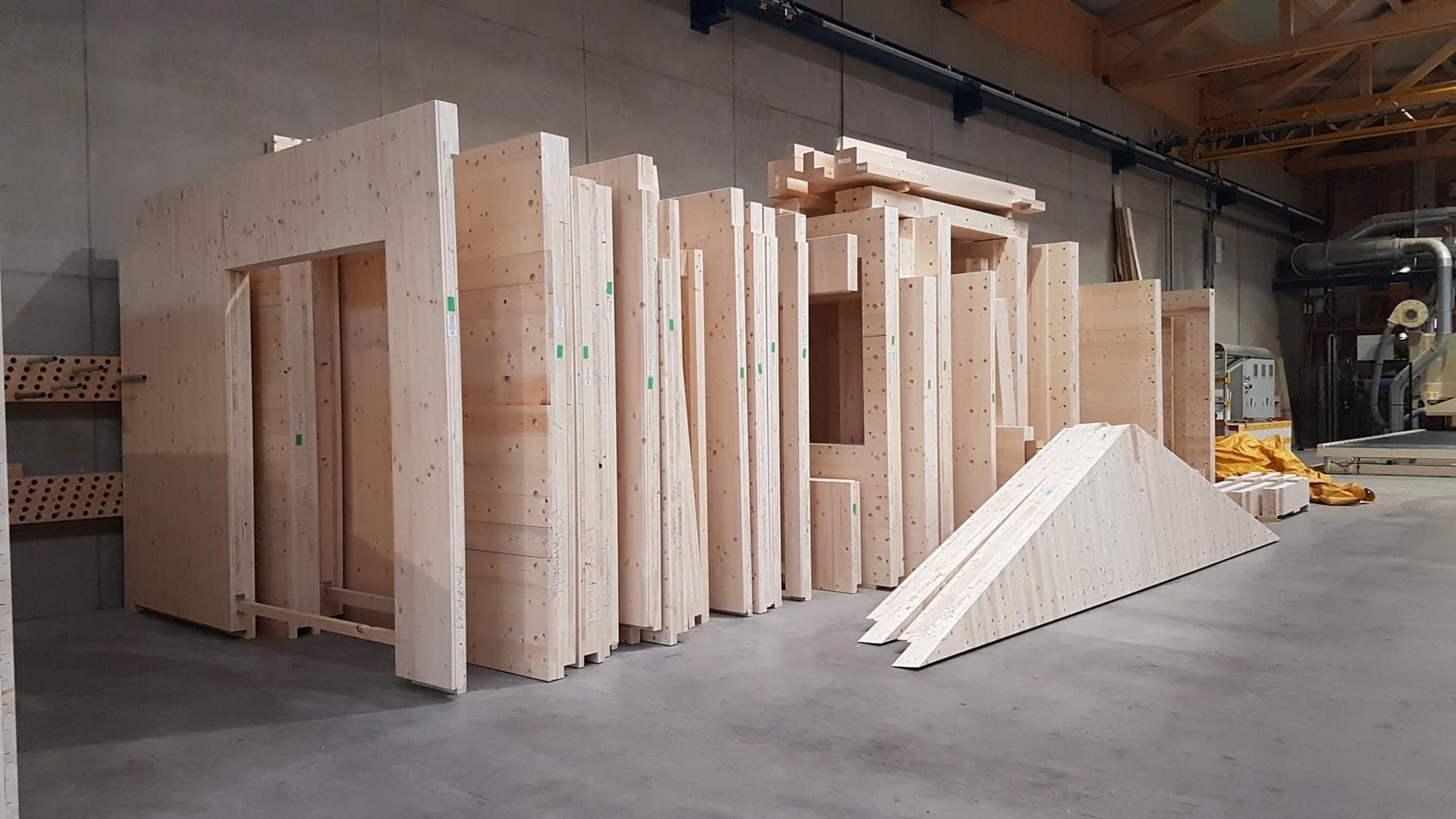 Bouwen met Dowel Laminated Timber