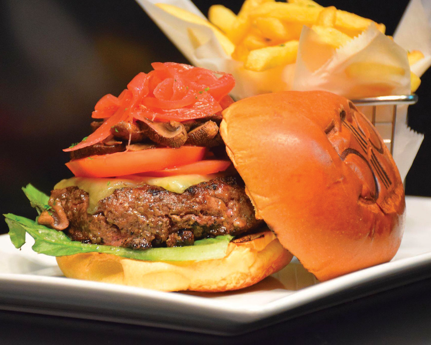 519 Restaurant & Bar