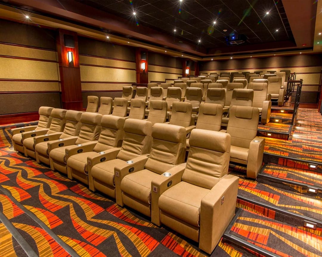 VIP Platinum Cinema and Lounge, MovieTowne