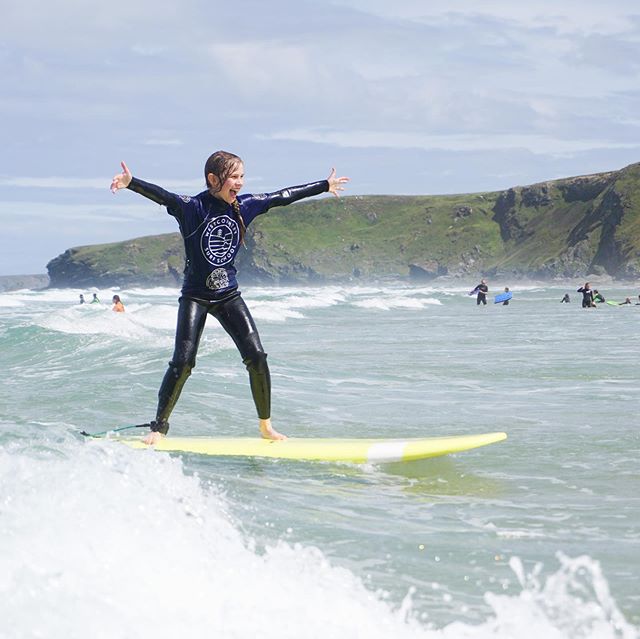 Master the Waves: Your Ultimate Guide to Surfing Lessons in Watergate ...