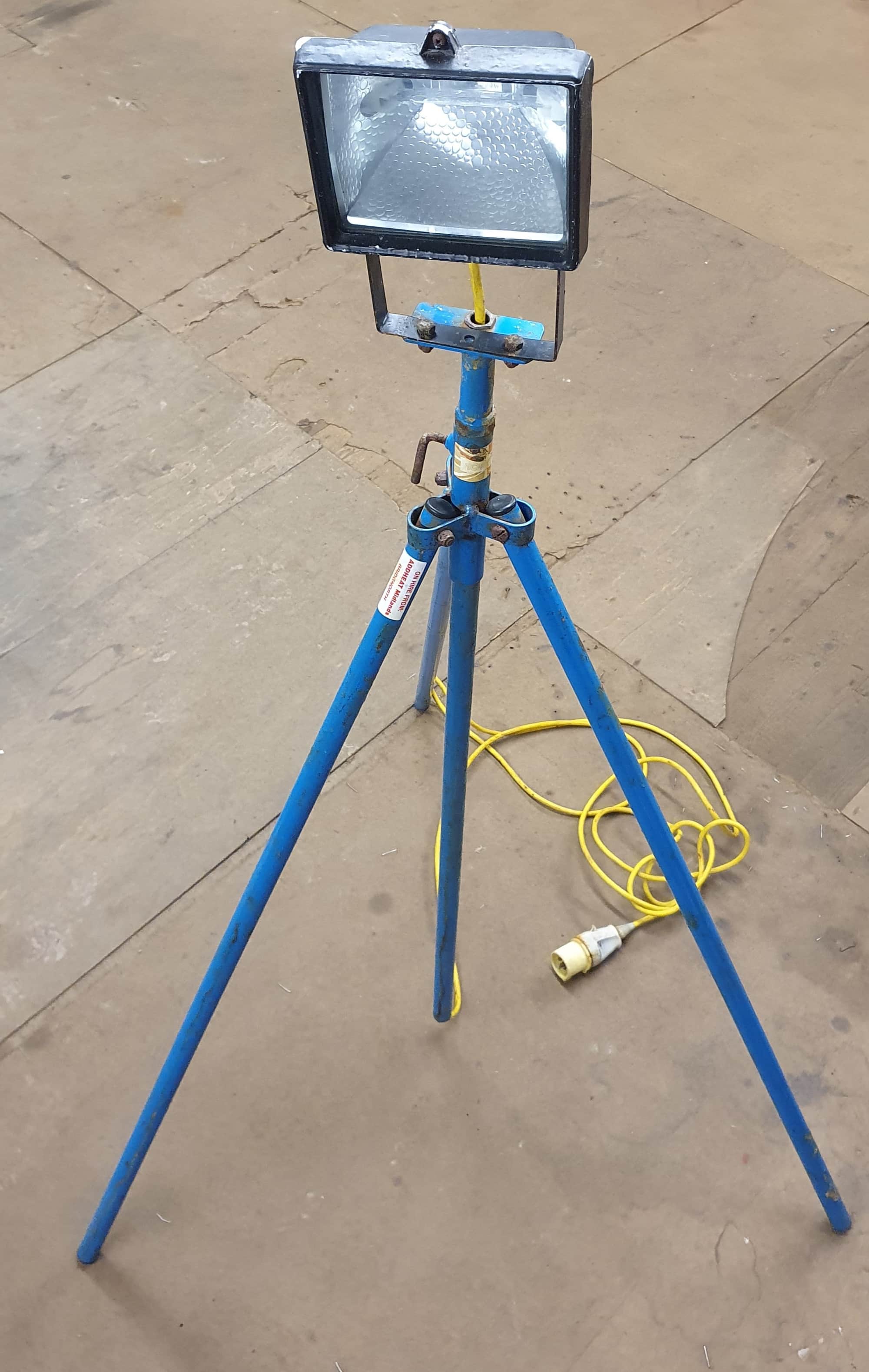 SINGLE SITE LIGHT HALOGEN 110 VOLT Tool Hire