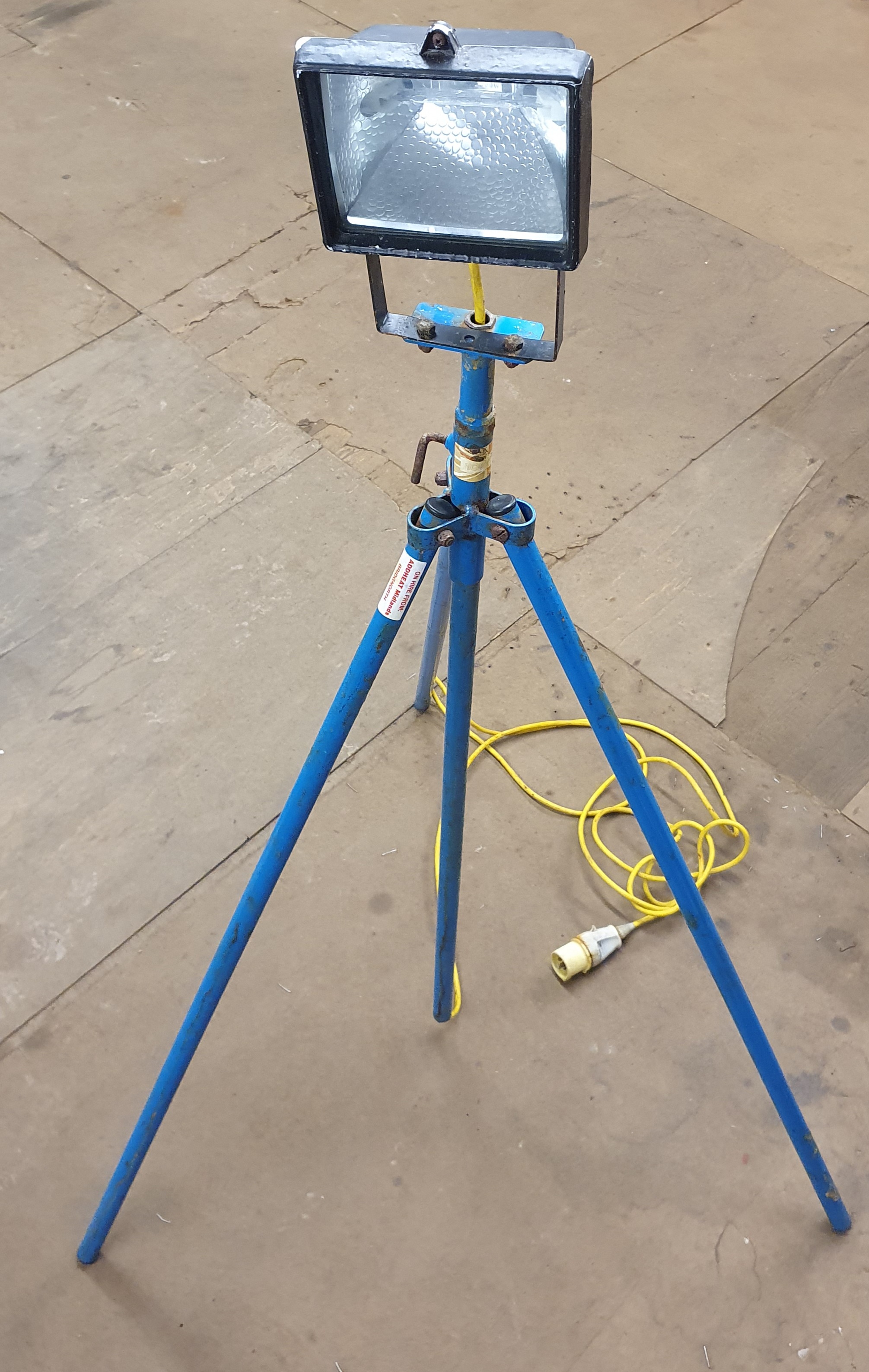 SINGLE SITE LIGHT HALOGEN 110 VOLT Tool Hire