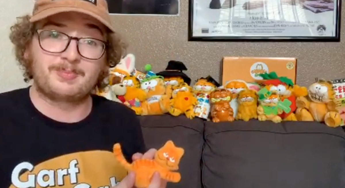 Egeez - Official Licensing Marketplace