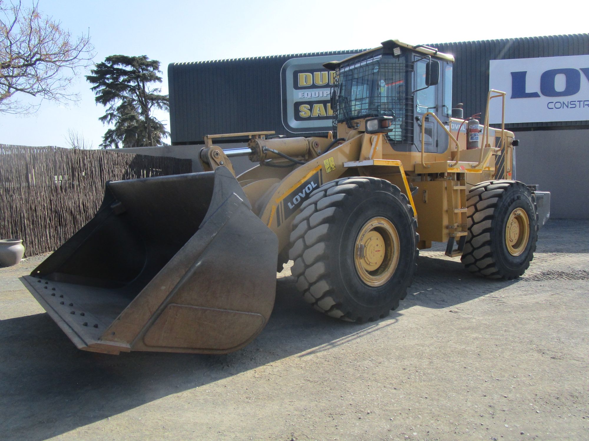 Dura Equipment Sales | Used Equipment