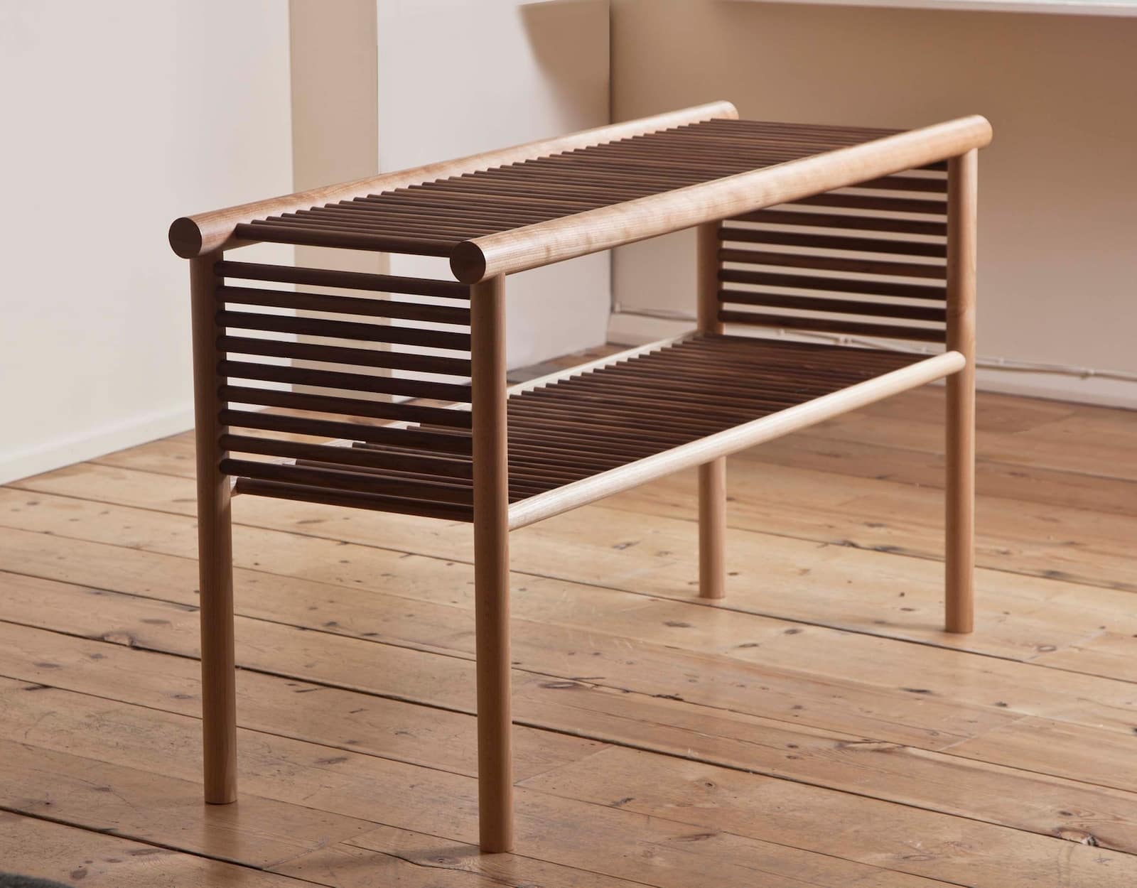 Poly Consoles (White)