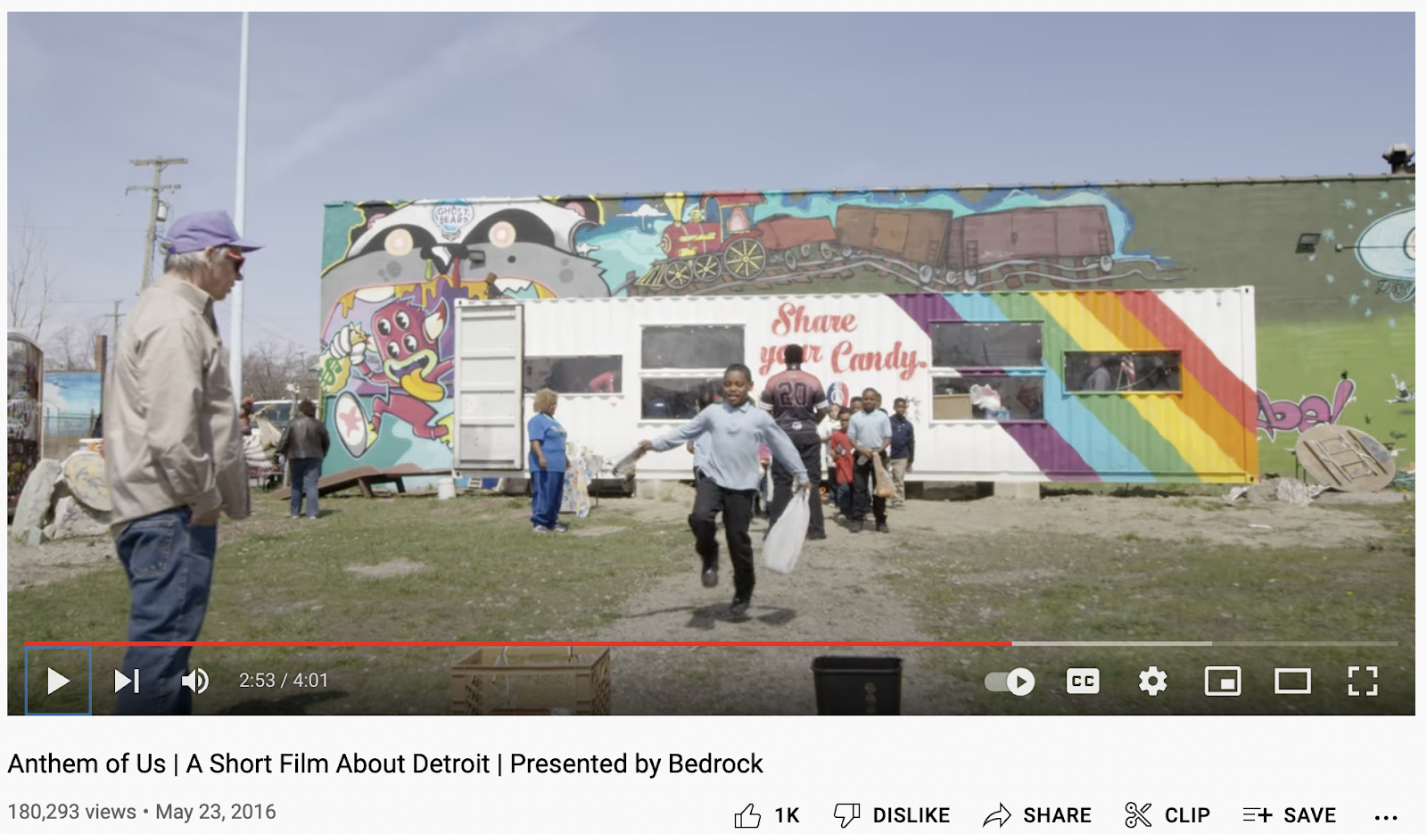 Local Influencer Marketing 101: How To Work With Local Influencers