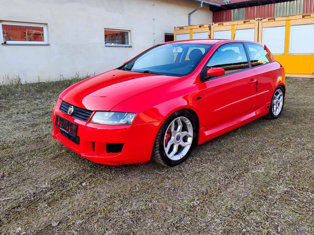 Fiat Stilo Abarth 2.4 20v Schumacher | Swisscars.cz