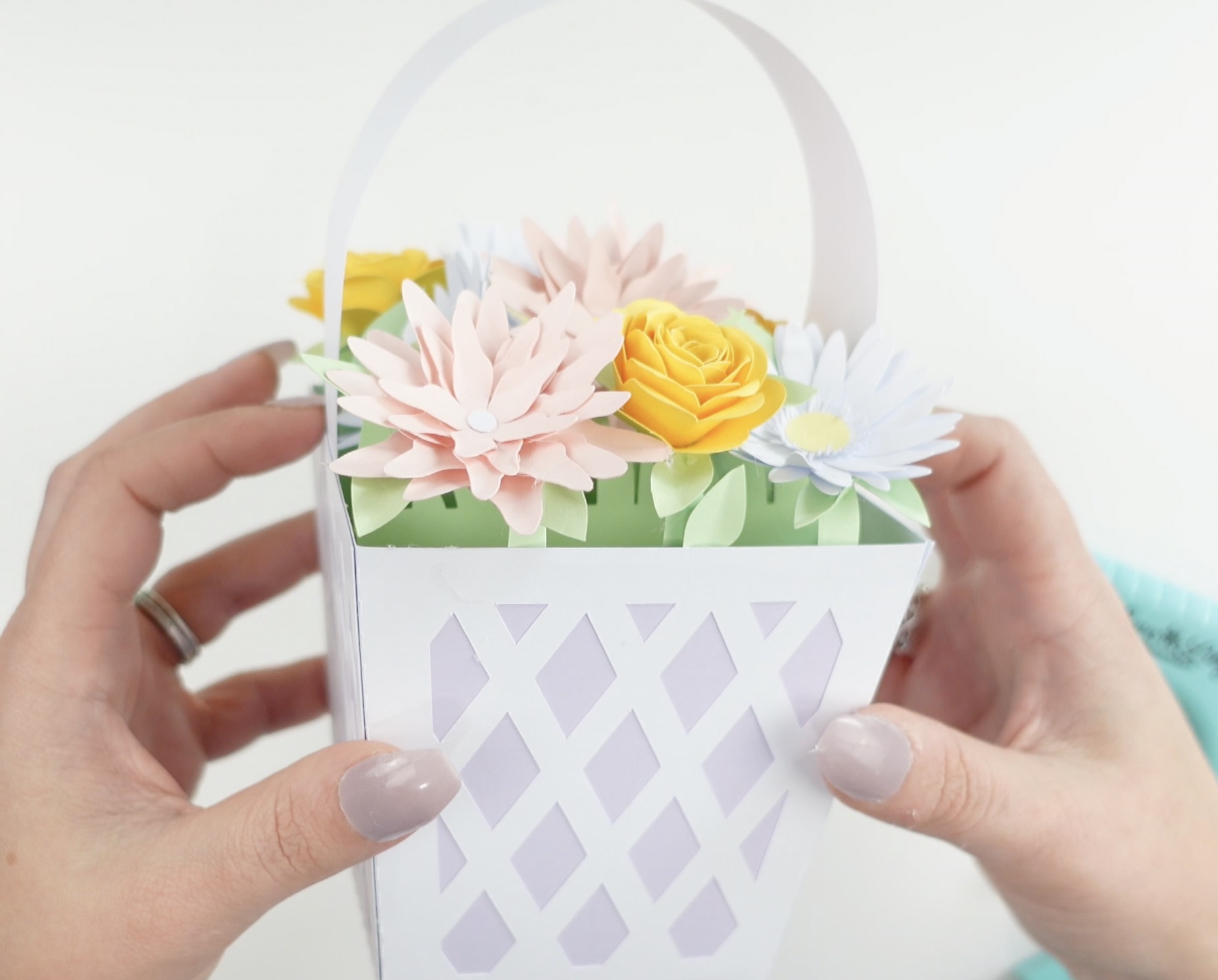 Paper Flower Basket with Cricut [Free Paper Flower SVG Templates]