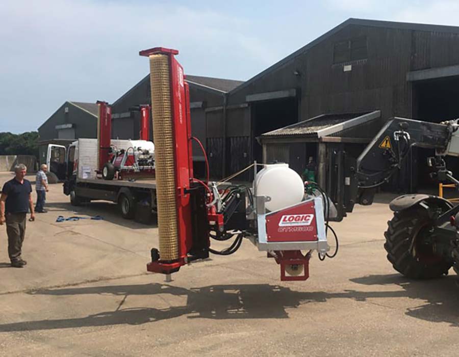 Tractor Mounted Weed Wiper - CTM600 (Arable) from Logic