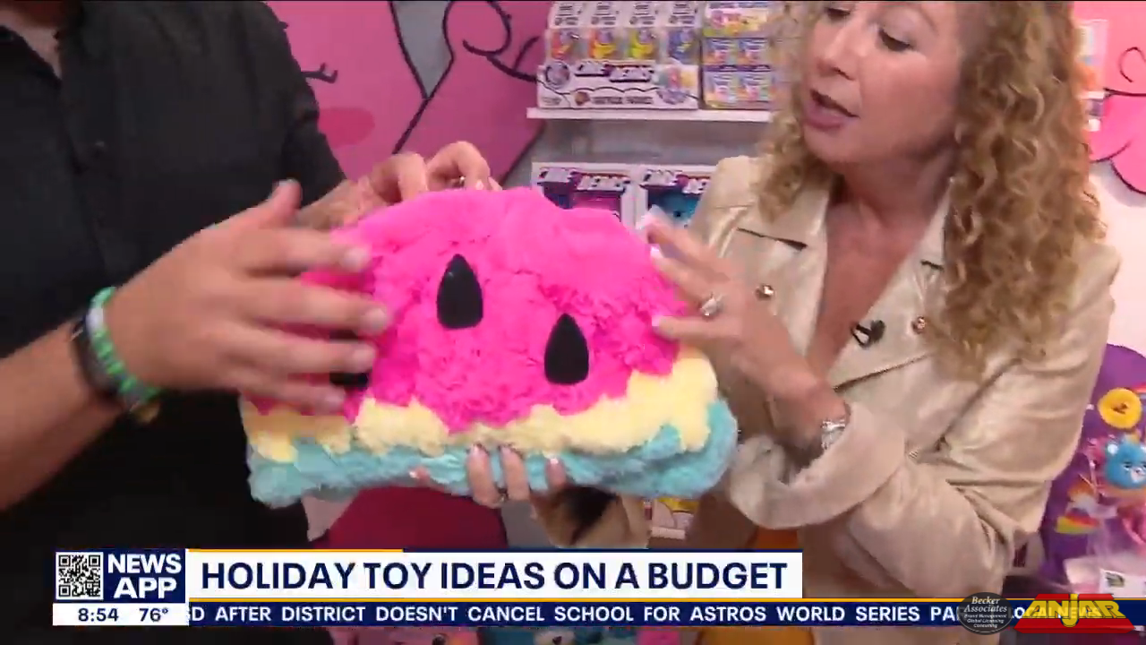 Big Fat Yarn Featured on Toy Insider's Holiday Toy Ideas on a Budget | News