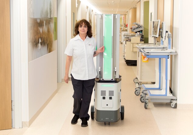 Loop Robots News: Robot SAM gaat medewerkers schoonmaak helpen in CWZ