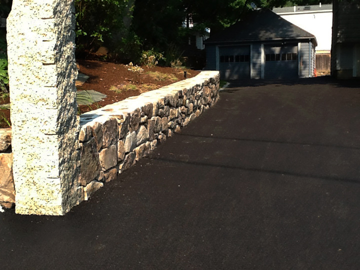 earth stone and water - Your landscape specialists. Decorative Rocks