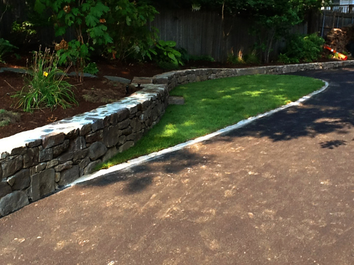 earth stone and water - Your landscape specialists. Decorative Rocks