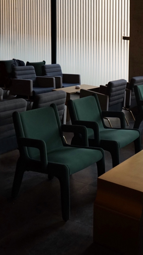 Lento Chair | Living in Design