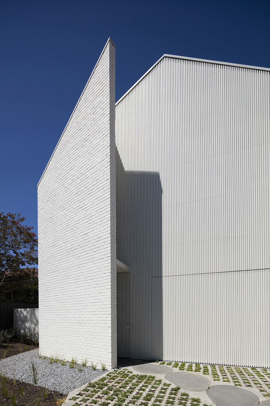 Halo House by Breathe