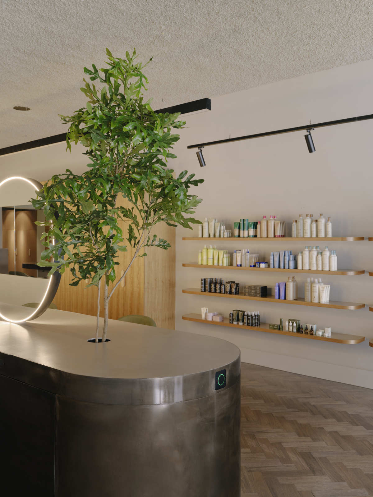 Zucci Salon by Breathe