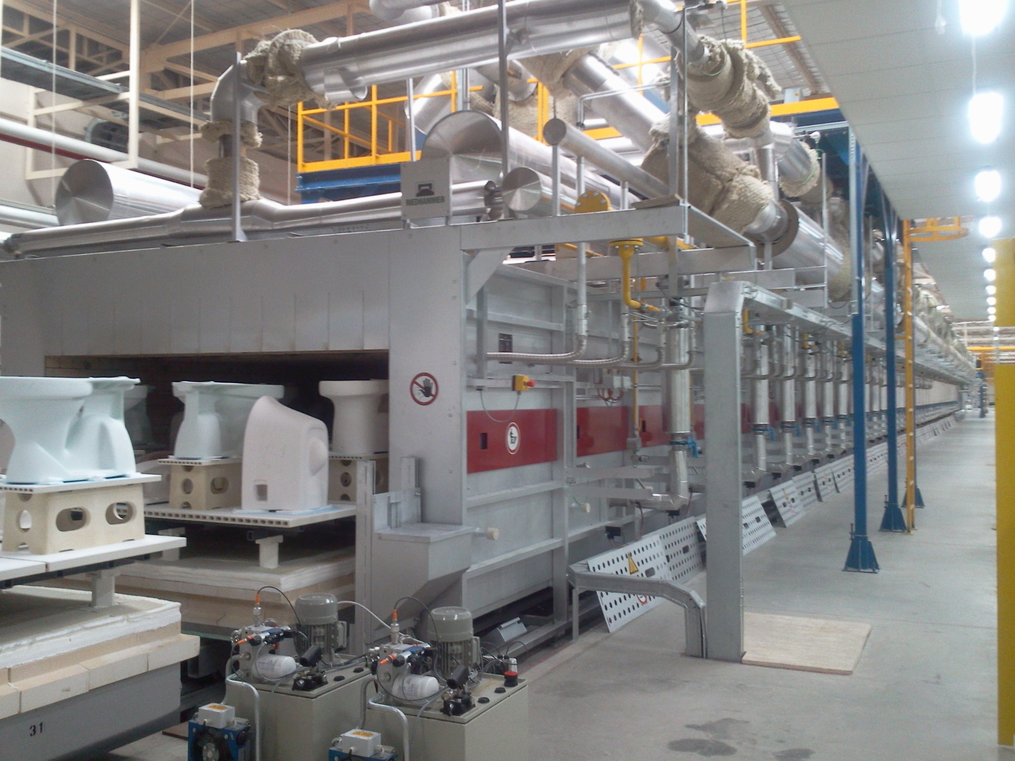 TOTO Sanitaryware Factory - Summa N.K. Contracting Co., Ltd.