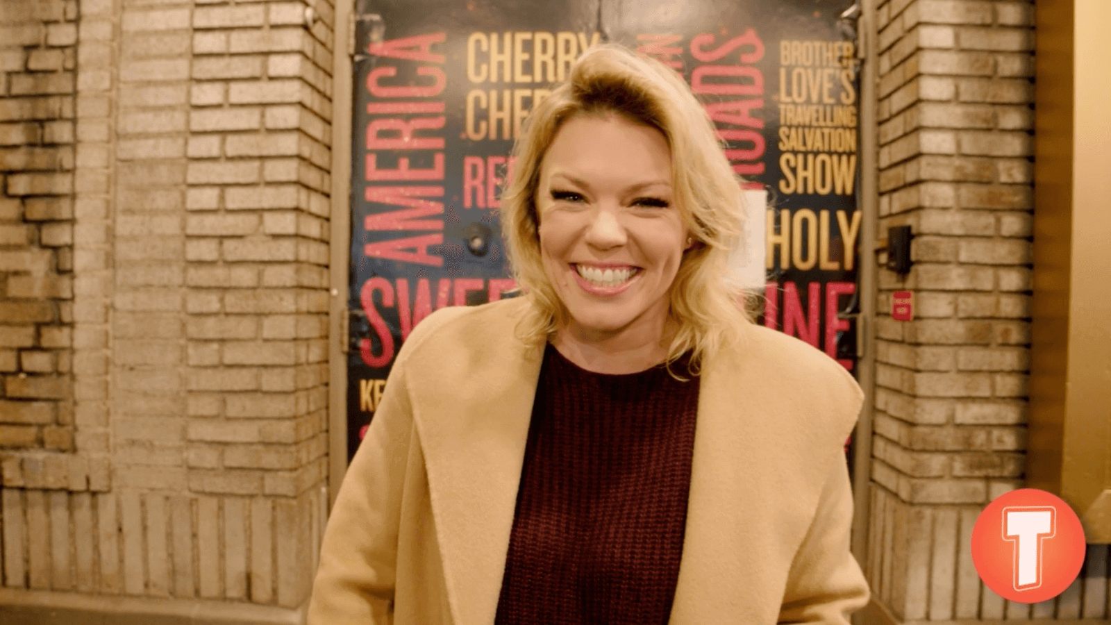 Stage Door Speed Round: A BEAUTIFUL NOISE's Robyn Hurder