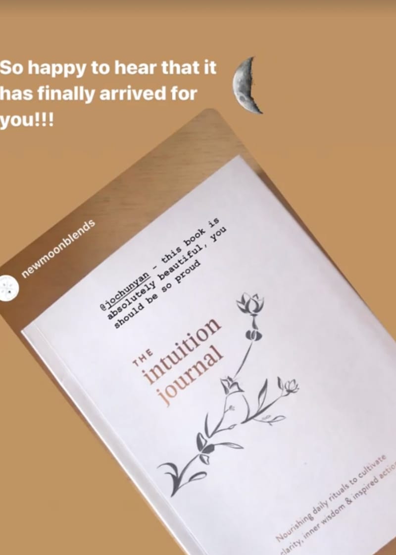 Guided journaling prompts with The Intuition Journal | Jo ChunYan