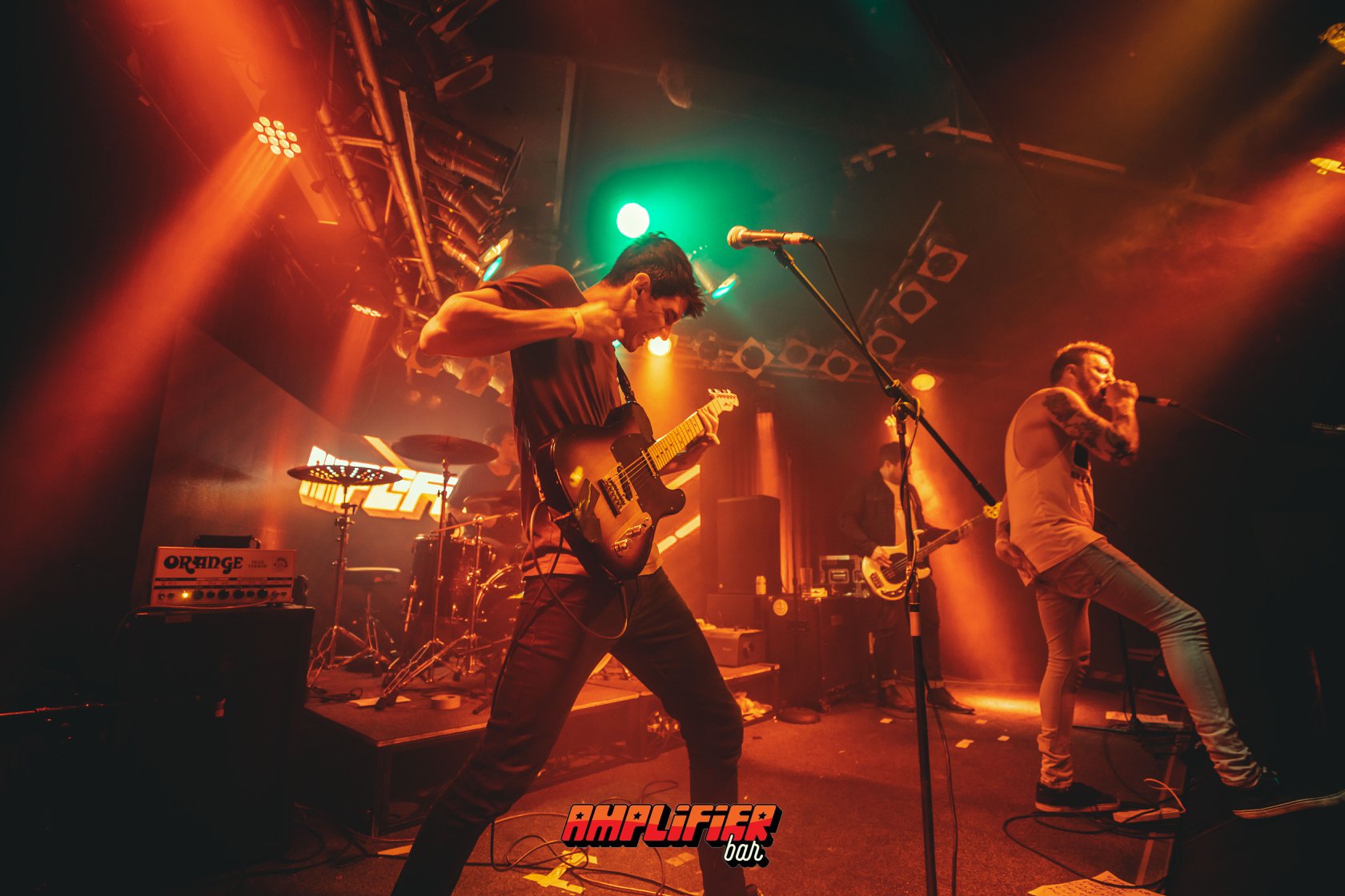 Photos as Amplifier