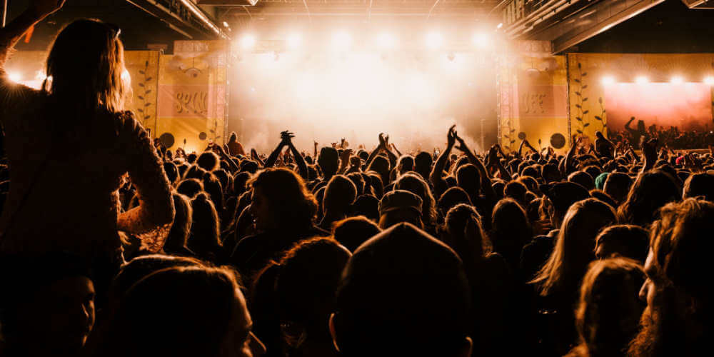 The Guide to Podcast Audience Engagement