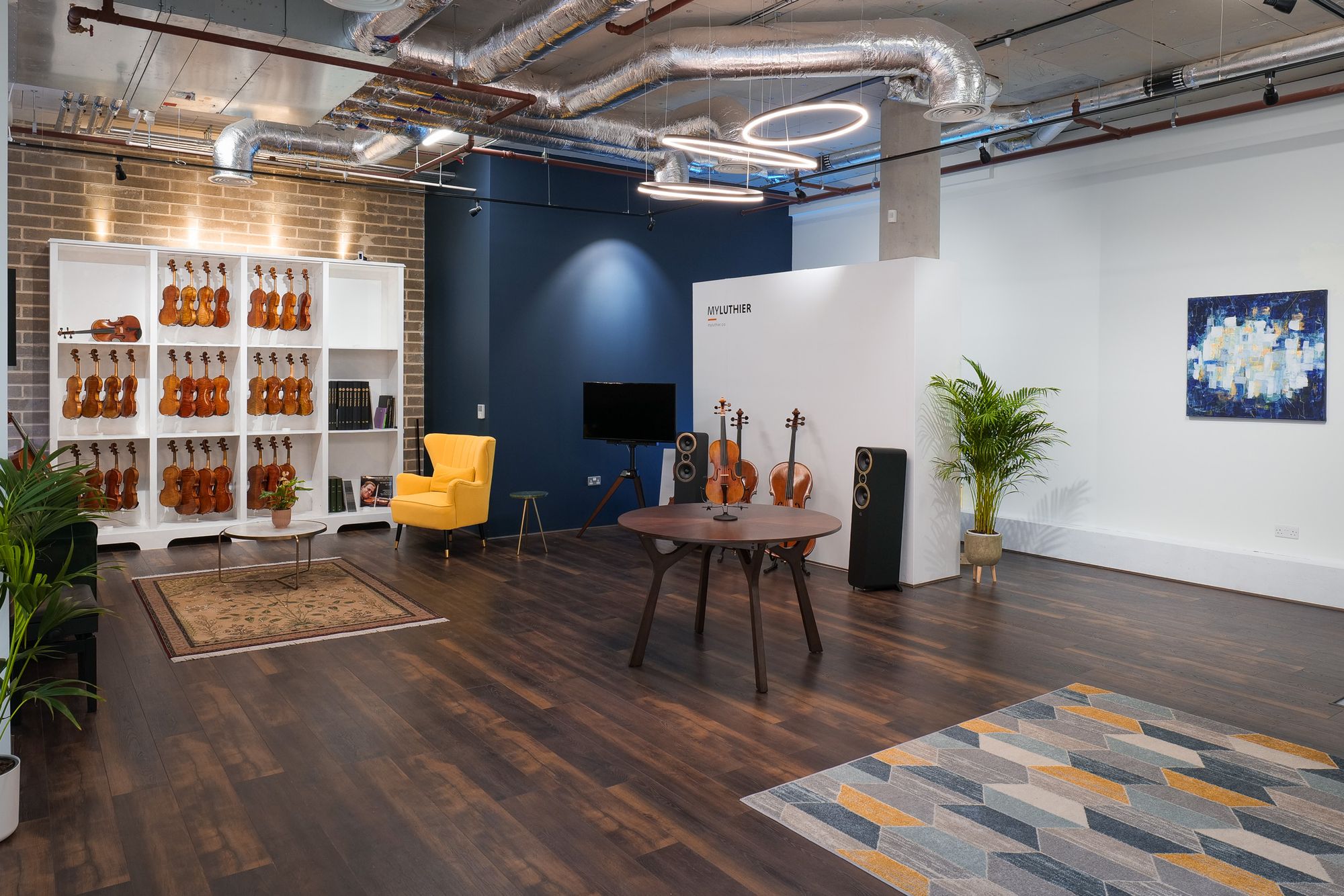 Top Cello Makers in 2022 | MyLuthier Blog