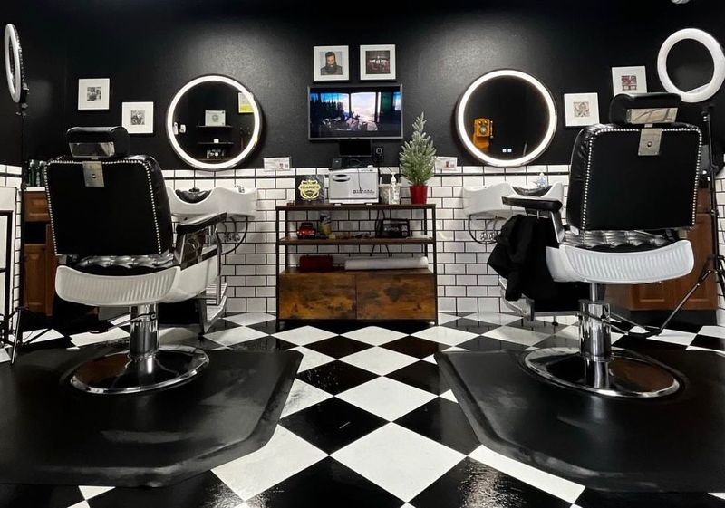 Clark's Barber Lounge [& Barbershops]