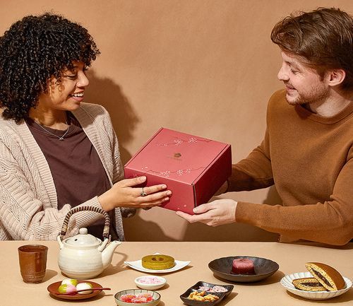 Japanese Gift Box - Sakuraco