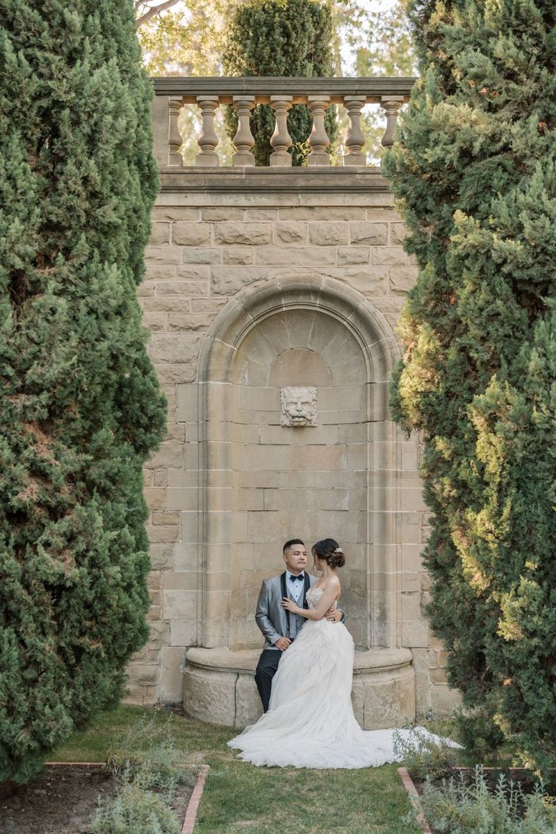 Capturing your wedding day in an elegant and artistic way