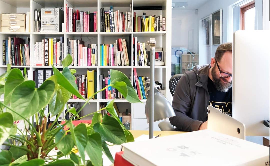 Listen to Jon Hicks ‘Understanding the differences between brand design ...