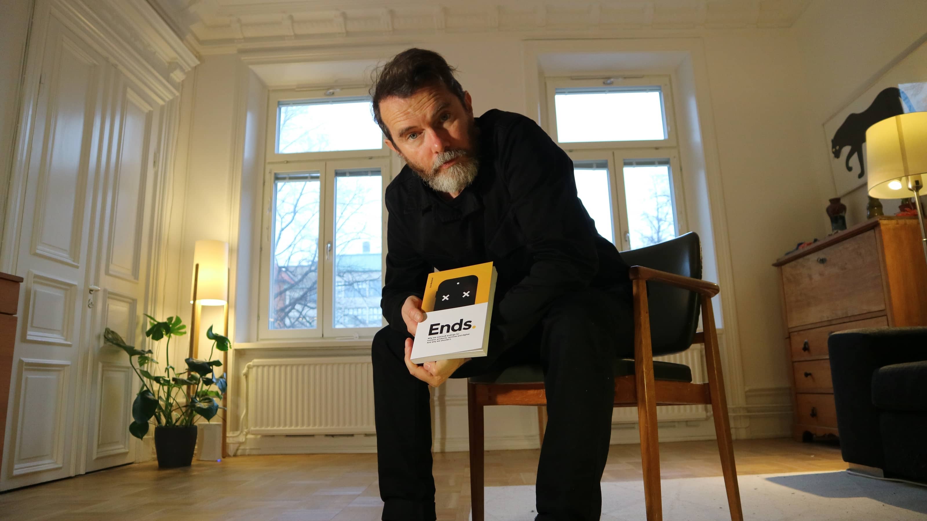 Listen to Joe Macleod ‘Designing Closure Experiences’