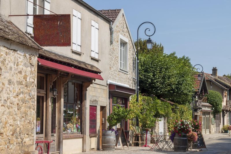 Les 10 plus beaux villages autour de Paris