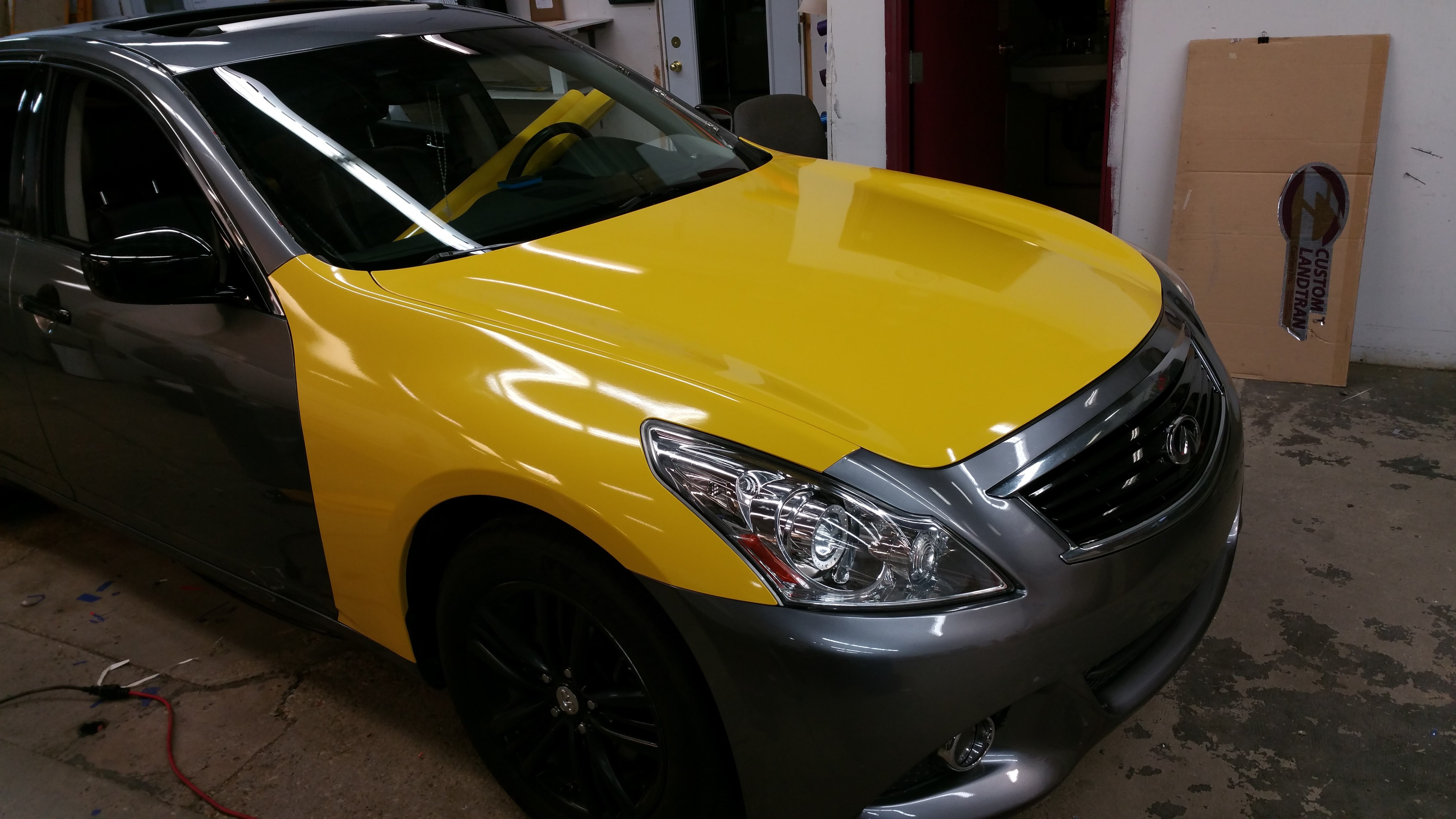 Graphics and Vinyl Installation Edmonton | PRO WRAP