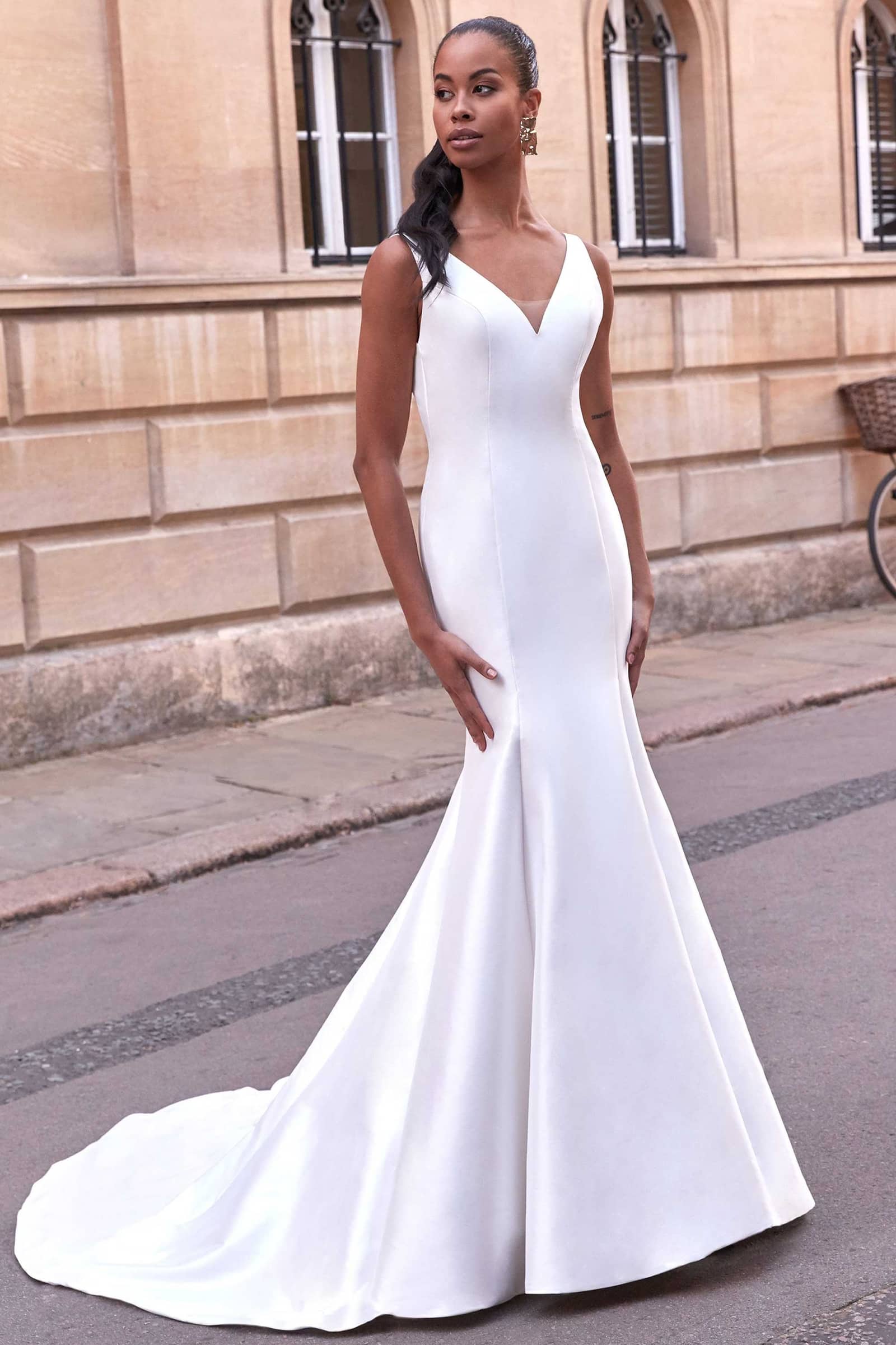 Adore | Reading Bridal Outlet Cincinnati