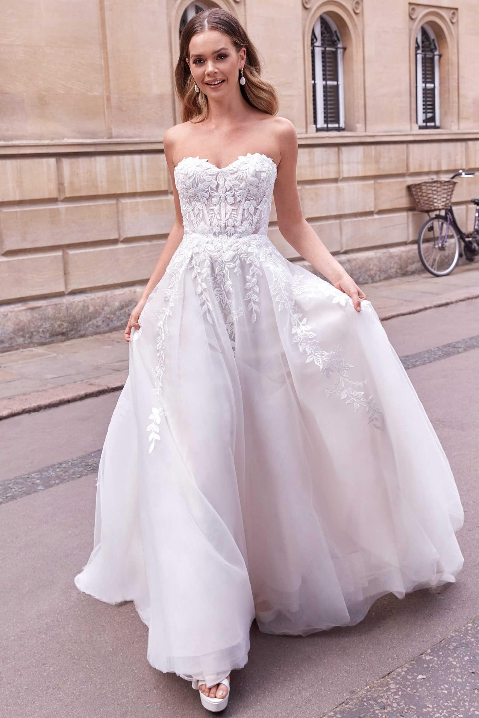 Adore | Reading Bridal Outlet Cincinnati