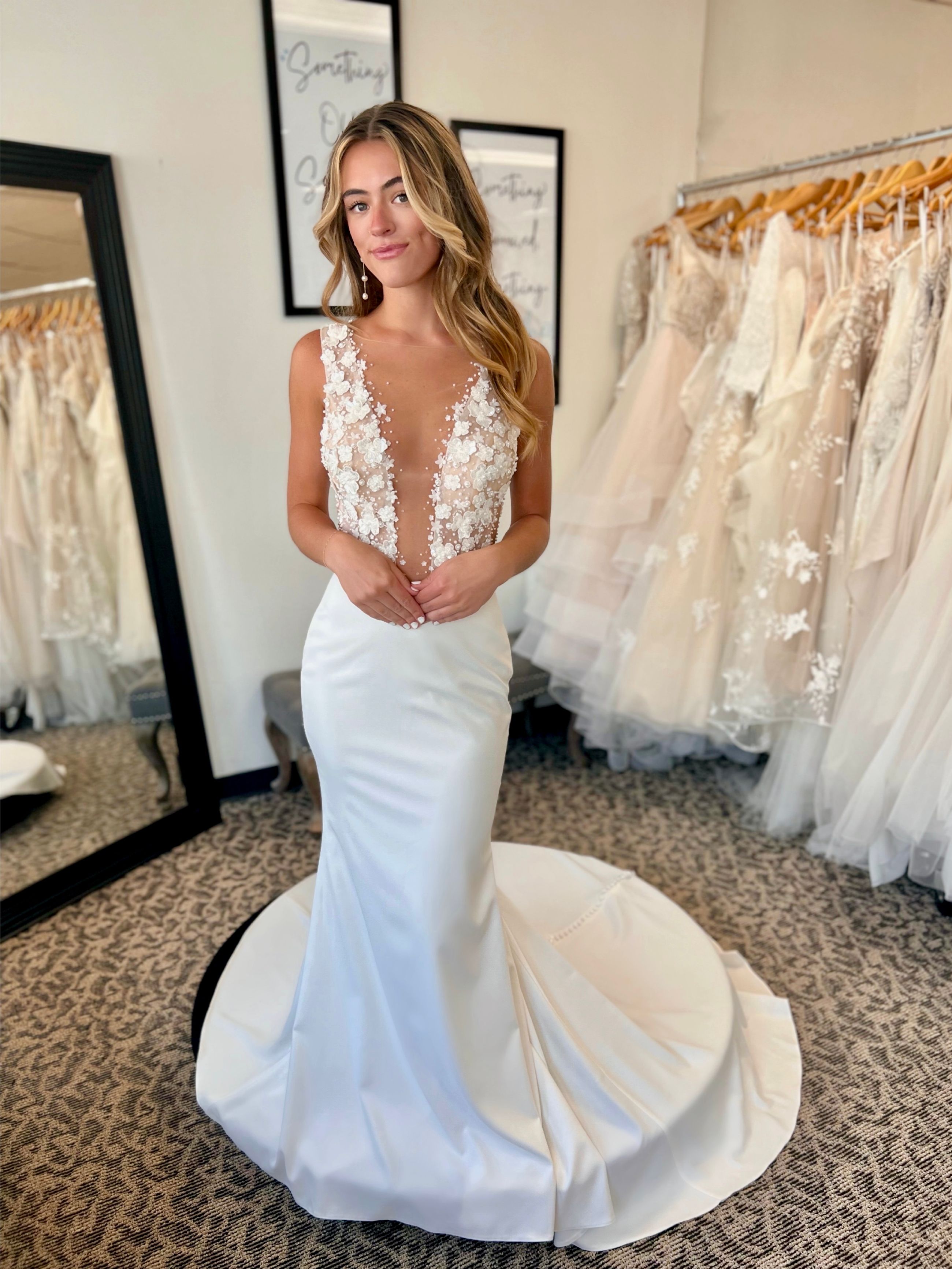 Fitted Gowns Gallery | Reading Bridal Outlet Cincinnati