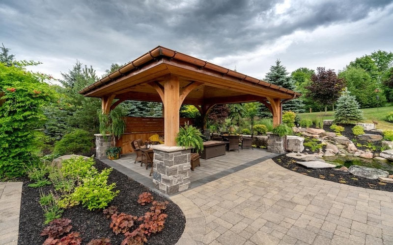 Award Winning Design-Build Projects | Earthscape Landscape