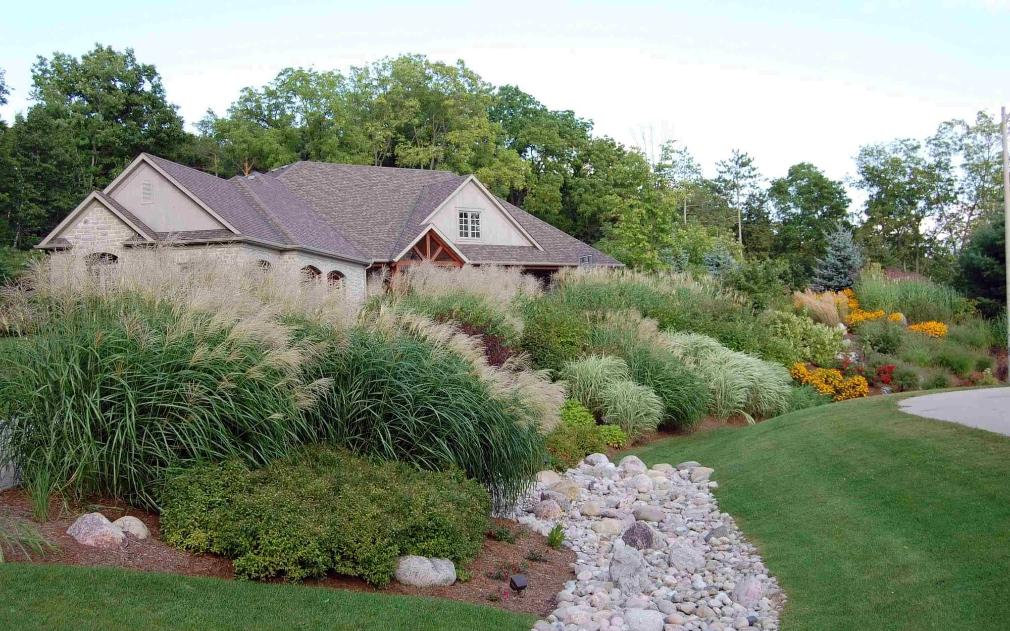 Award Winning Design-Build Projects | Earthscape Landscape