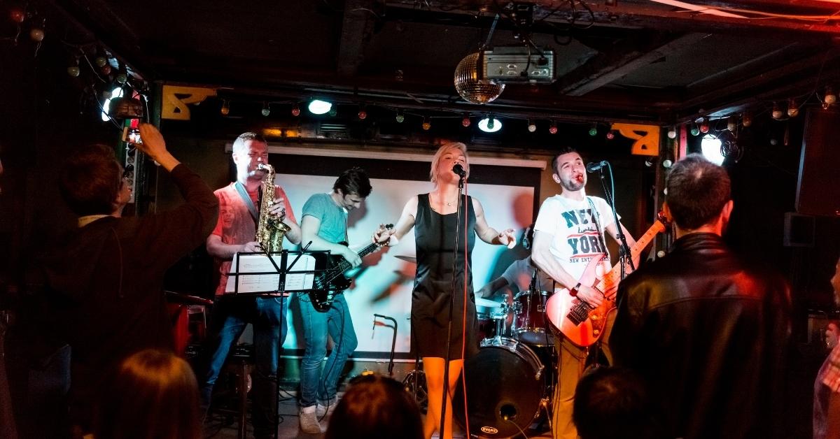 All About Indie Music & The History & Styles of Indie Music