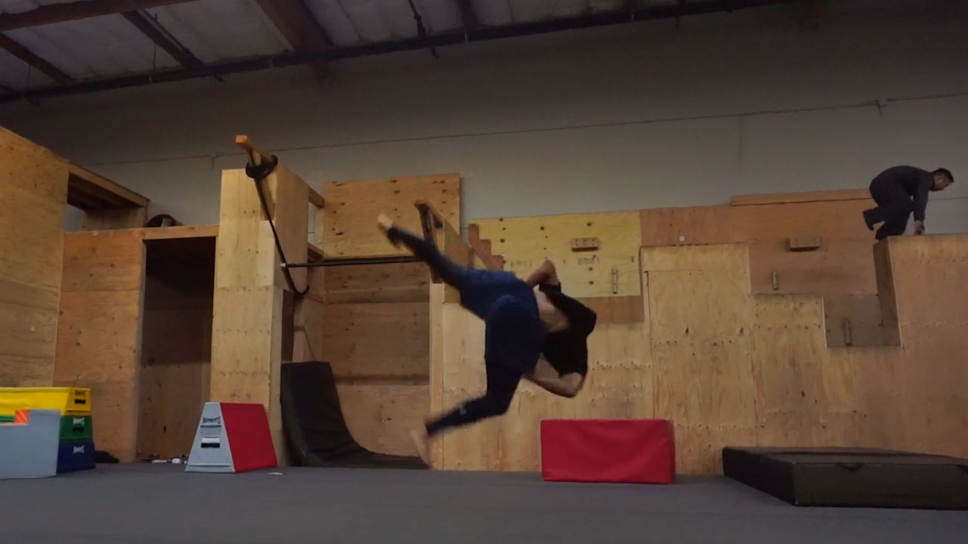 Dragonfly Double Corkscrew Round