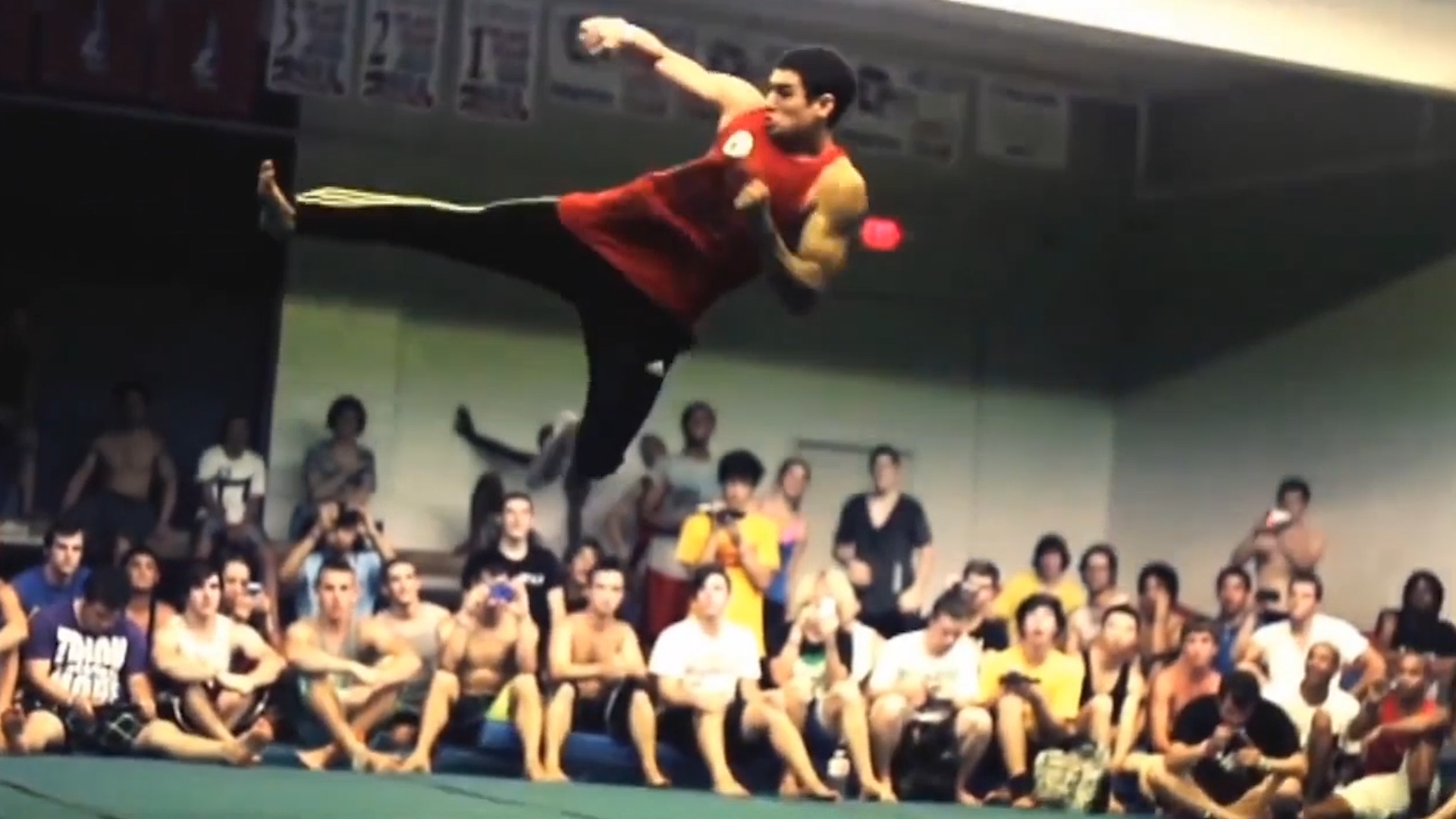 Dragonfly Corkscrew Round